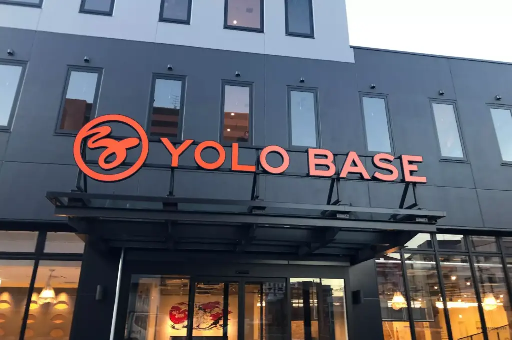 採用情報 - YOLO JAPAN